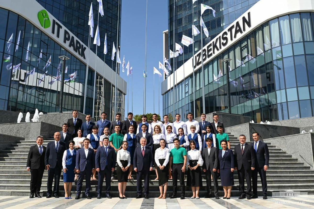 Завершено строительство первых высотных корпусов IT Park. Фото – Spot